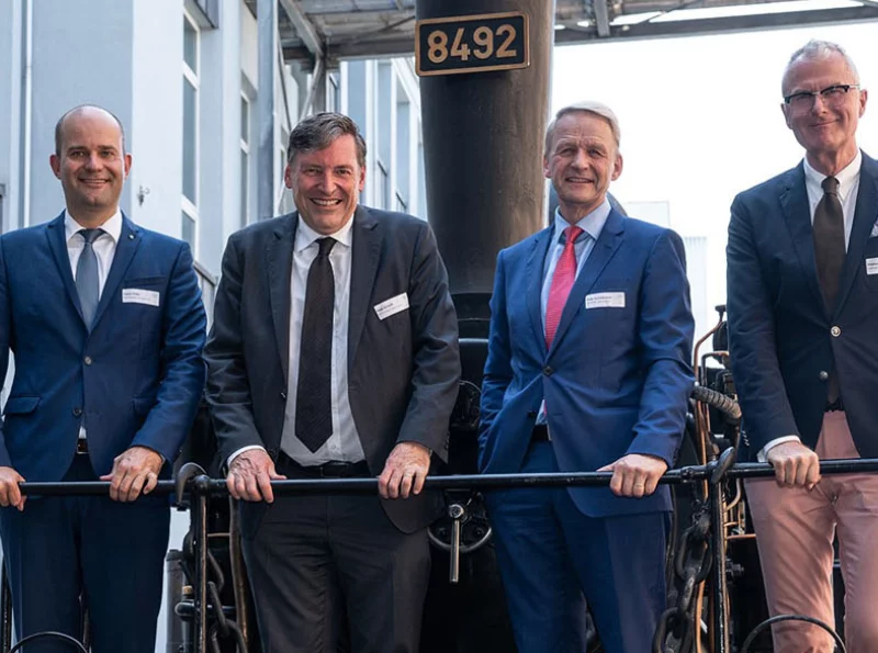 Perlen Papier AG feiert 150-jähriges Jubiläum mit beeindruckender Feier ...